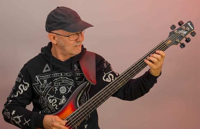 Punking Head – Tribal Tech – Bilbo's Bass Bites